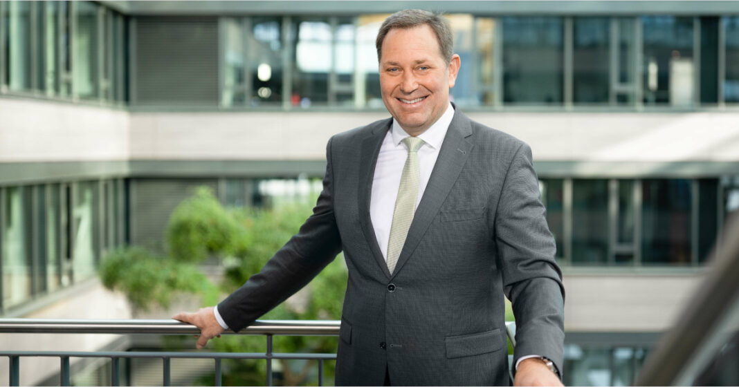 CLAAS: Jan-Hendrik Mohr folgt auf Thomas Böck - wir