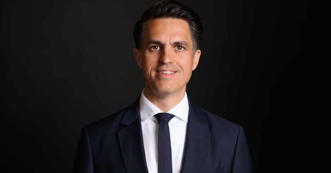 Franz Weinberger als neuer Sixt-CFO gestartet - wir