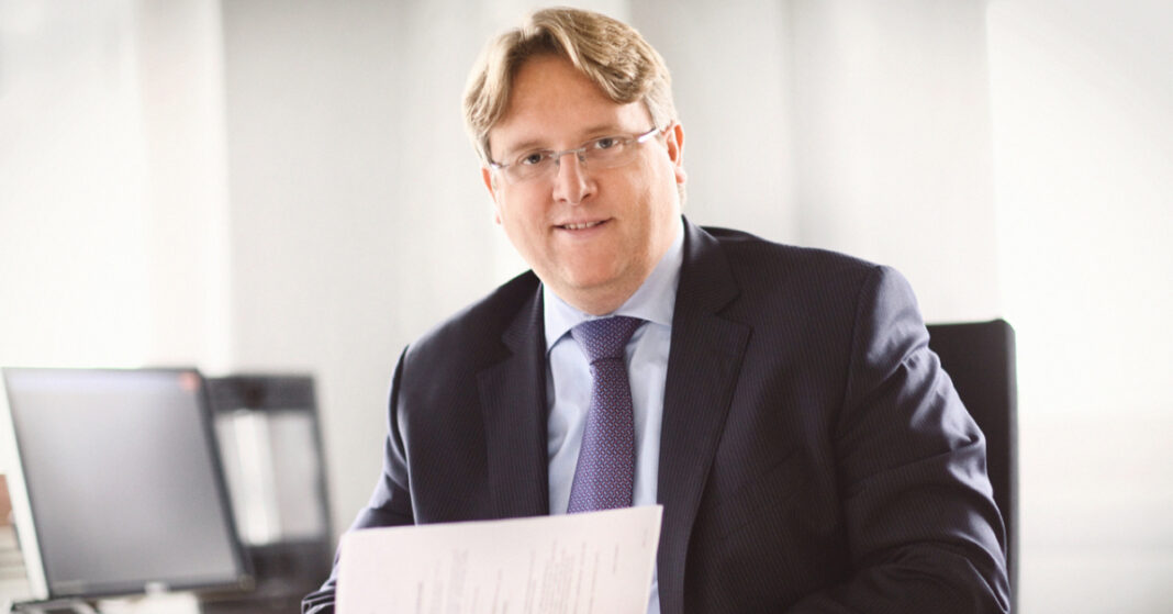 Helm AG: Ein Schnabel führt wieder - wir