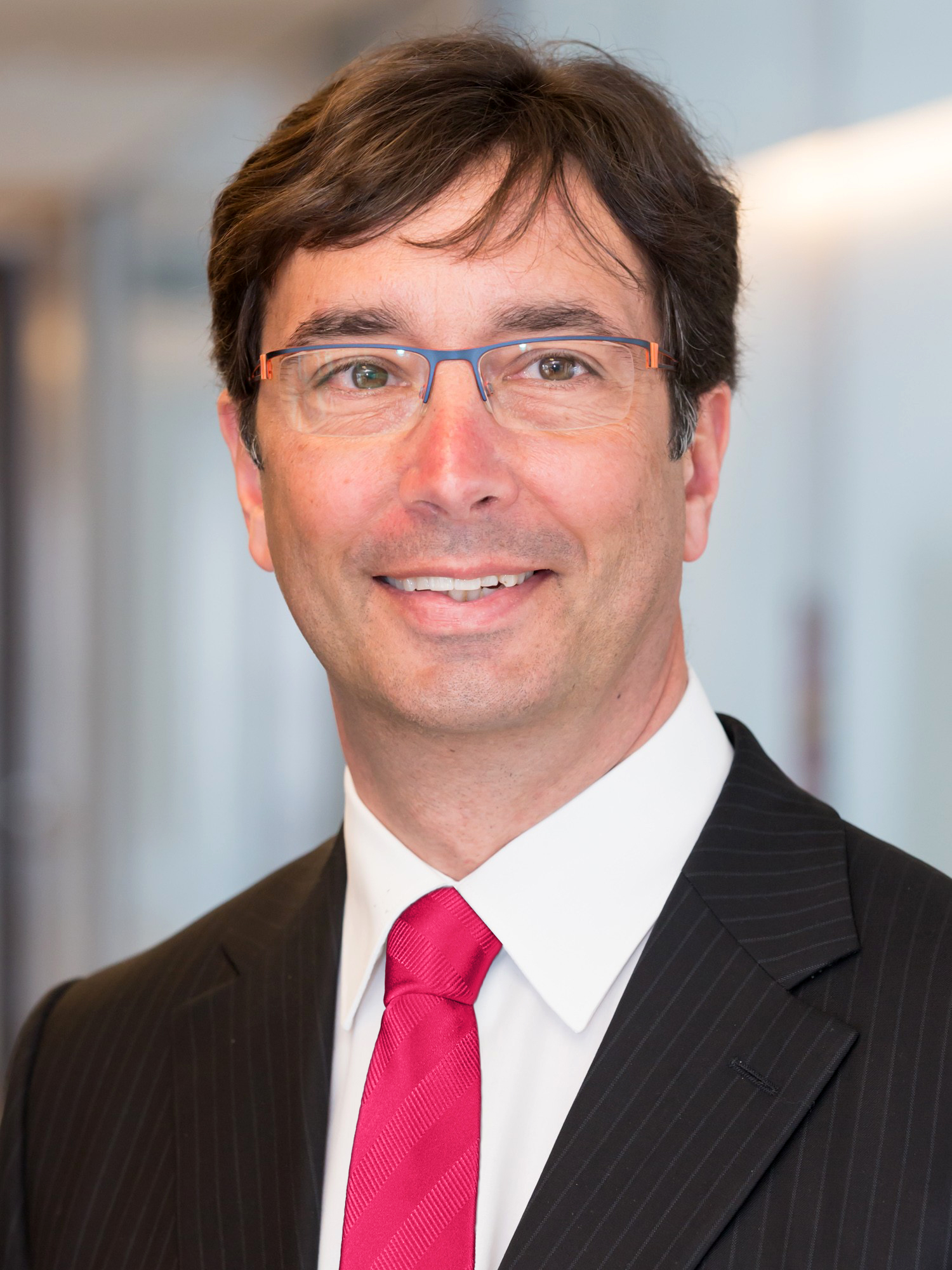 Neuer Vorstand tritt bei Friedhelm Loh Group an - wir